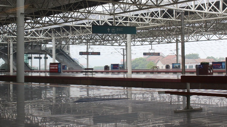 With a speed of 620km/h, China's newest maglev train is the fastest in ...