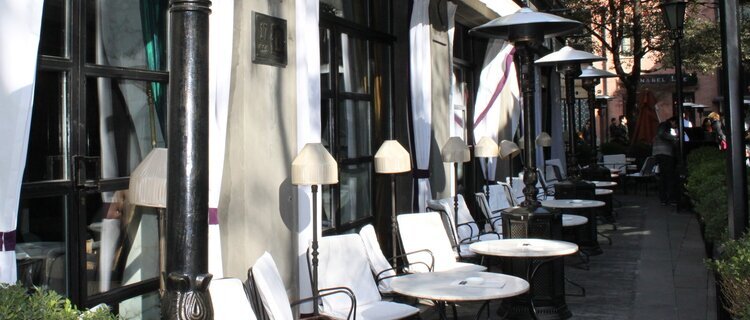 Xintiandi - A New Fashionable Built on Old Area