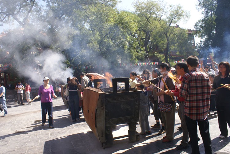 Ancestor Worship in China, How the Chinese Worship Their Ancestors