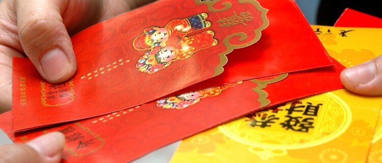 Chinese New Year Red Envelopes - Why Give and Who to Give
