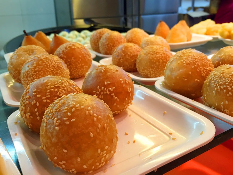 Top 26 Popular Chinese Desserts/Snacks You Should Try