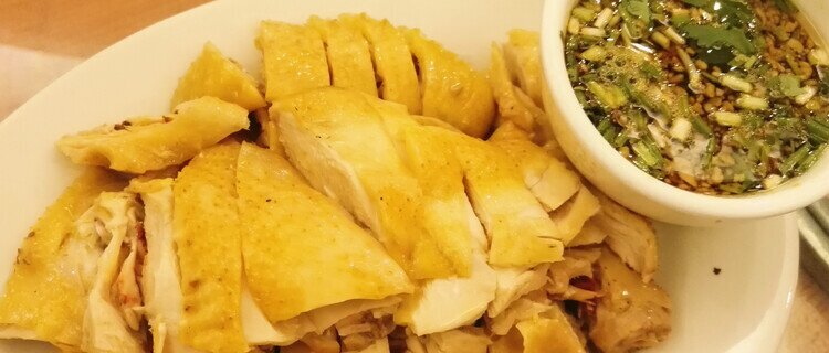 12 Lucky Chinese New Year Food with Symbols