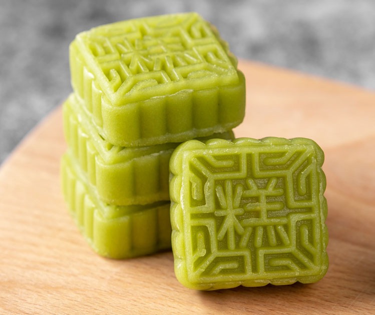 Top 26 Popular Chinese Desserts/Snacks You Should Try