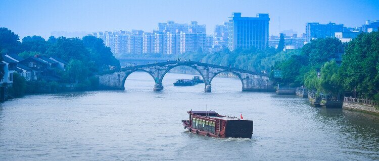 Beijing Hangzhou Grand Canal - the Longest Canal in the World